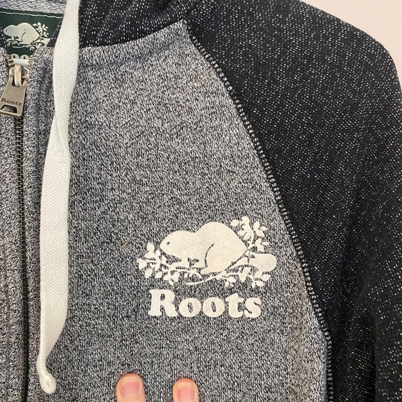 Roots Sweaters | Roots Two Tones Sweater Size Small | Poshmark